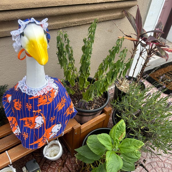 AFC / Cincinnati Bengals Goose Dress/goose Clothes/concrete Goose/lawn ...