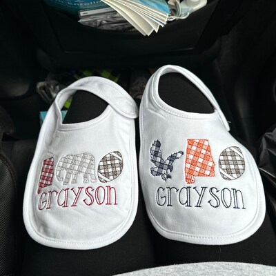 Monogrammed Simple Bow Burp Cloth or Bib - Etsy