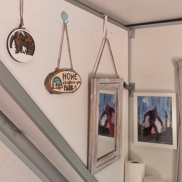 Sasquatch 18 Inch Tree Knocker - Handcrafted Bigfoot Gift - Etsy