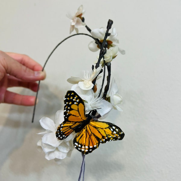 Butterfly Floral Crown, White Flower Headband, Whimsical Wedding Head ...