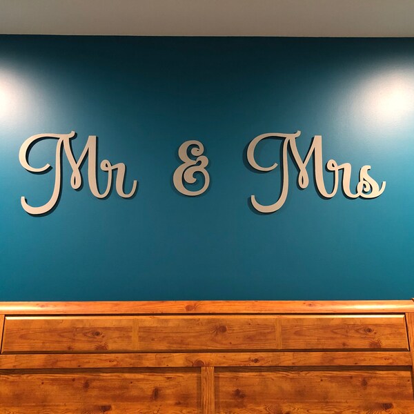Mr and Mrs Wall Sign, Above the Bed Wooden Sign Decor - Etsy