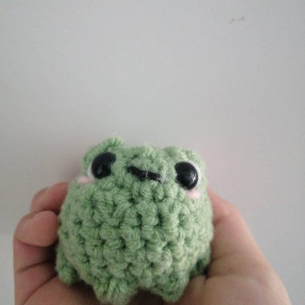 Crochet Radish Keychain Pattern Kawaii Amigurumi Vegetable Bag Charm ...