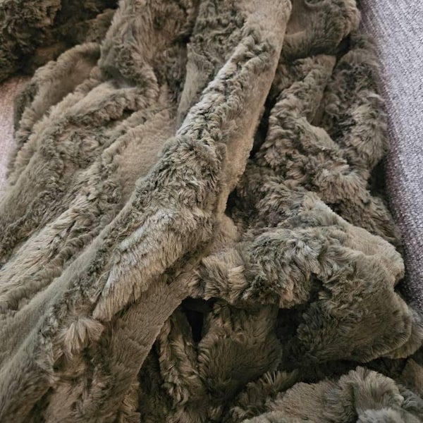 Adult Minky Blanket, Gifts for Mom - Moss Green Glacier, Adult Throw ...