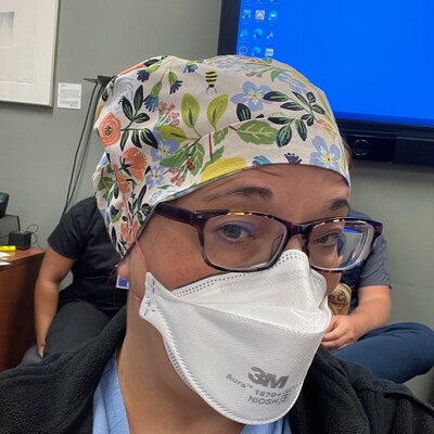 Sewing Machine Surgical Scrub Cap Craft Fun Hobby OR Hat Surgery Bonnet ...