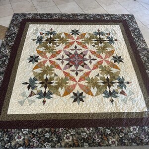 Whylo Star Quilt Pattern Quilt Pattern Featuring Maven Fabrics by Basic ...