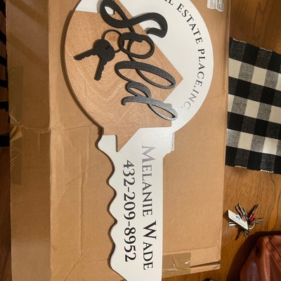 Sold by Key Sign, Realtor Closing Custom, Sold Real Estate Agent Key ...