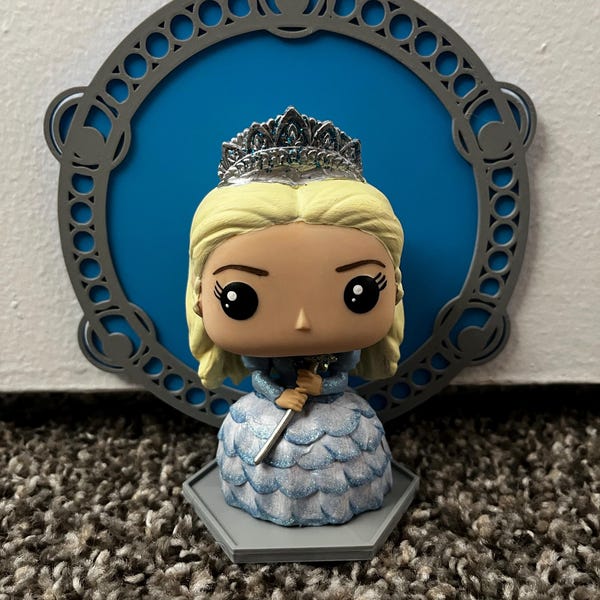 Glinda and Elphaba Shiz University Funko Pop Duo Display STANDS stands ...