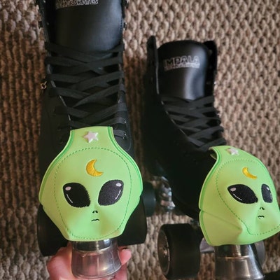 Alien Toe Guards for Roller Skates in 5 Colors Glow in the Dark ...