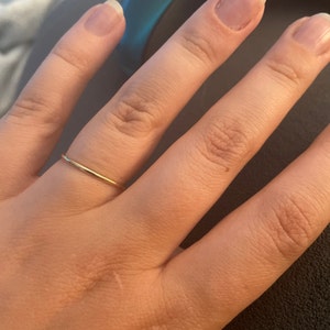 14k Solid Gold 1mm Thin Wedding Band / Minimalist Wedding Ring - Etsy