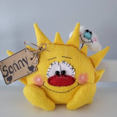 Sunshine Decor Sunny Day Plush Decorative Doll Collectible Table Top ...