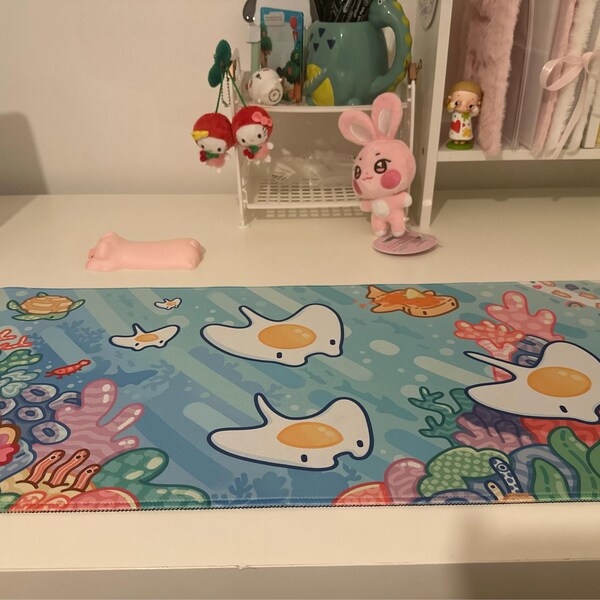 Manta Egg Desk Mat Mousepad Gaming Set up Computer Desk Water-resistant ...
