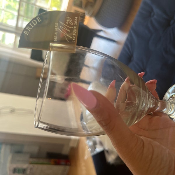 Wedding Favour Name Tags Wine Charm Wedding Table Decor Cocktail ...