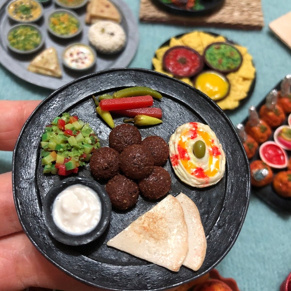 Miniature Naan (indian Flatbread) & Chicken Butter Masala Tutorial ...