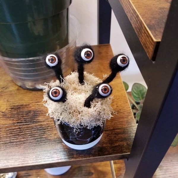 Jumbo Ello! Labyrinth Worm Plush Figure, Labyrinth Movie, Labyrinth ...