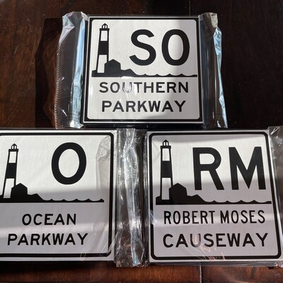 Long Island Parkway Sign 8x8 - Etsy