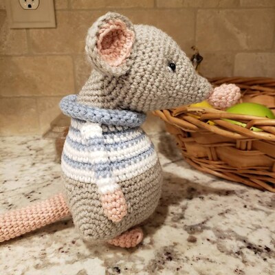Crochet Morris Mouse Pattern, Amigurumi Mouse Toy, Mouse Toy Pattern - Etsy