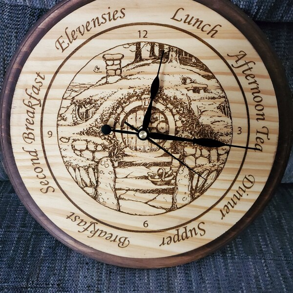 Lord of the Rings Themed Wall Clock. Burnt Hobbit Design. Lotr Clock ...