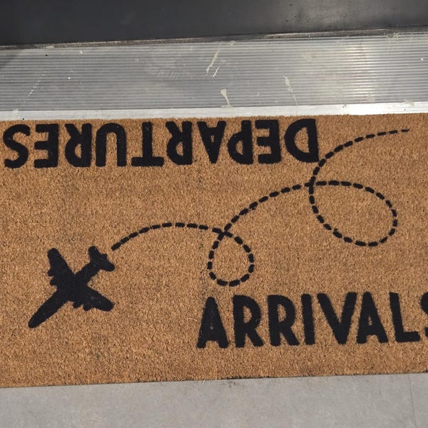 Funny Arrivals Departures Doormat Flocked Coir Airplane Welcome Mat ...