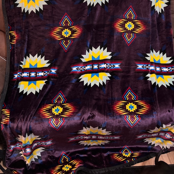 Native American Style Design Super Soft Plush Reversible Full Size ...