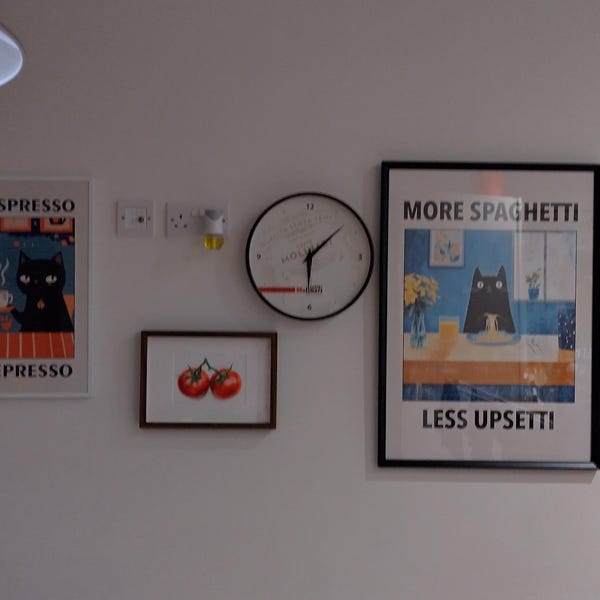 Funny Bathroom Print, Bad Smell Fun Poster, Vintage Queen Wall Art ...