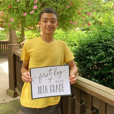 First Day of Tenth Grade Sign, 10th, First Day of School, Printable ...