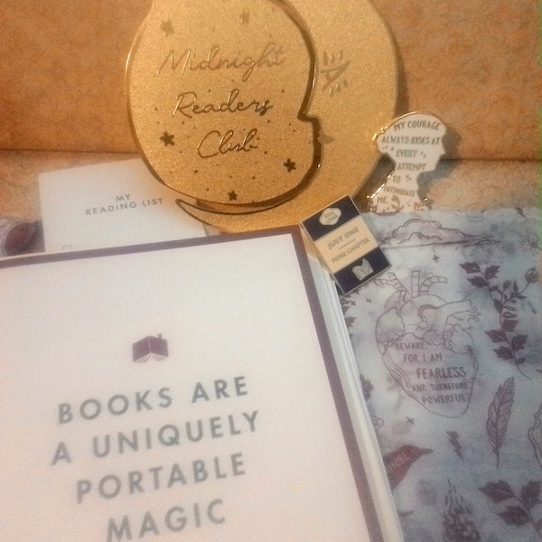 Midnight Readers Club Moon Brass Bookmark - Crescent Moon Bookmark ...