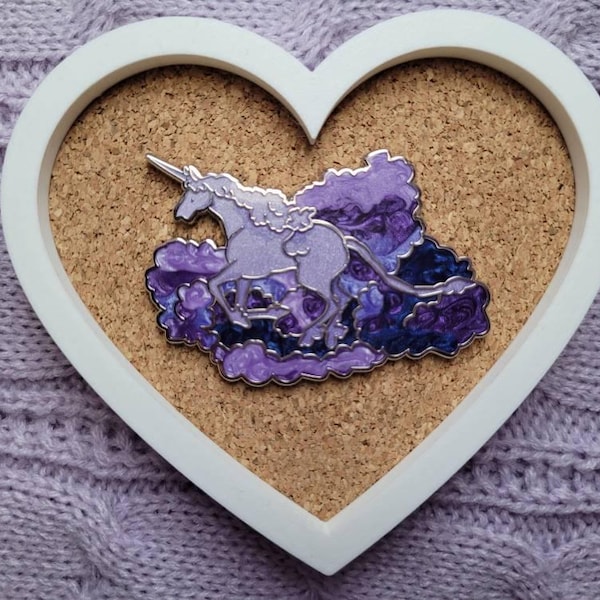 Dinah ‘daisy Crown Pout’ Pin - Etsy