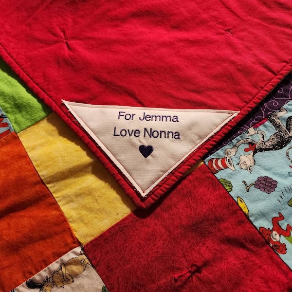 Custom Embroidered Quilt Label Triangular Corner Label Fabric ...