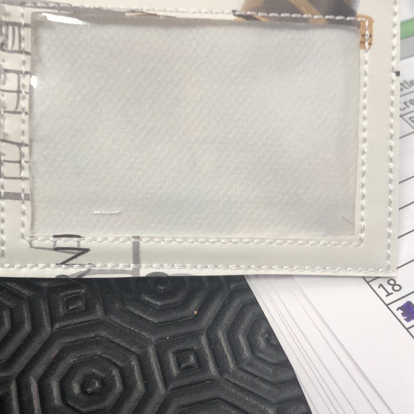 ID Wallet, Centre Hanging, Bus Pass, Work Pass Case, Theme Park, 4x4 ...