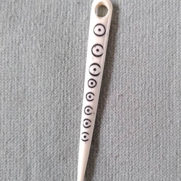 Bone Knitting Needle for Nalbinding or Weaving - Etsy