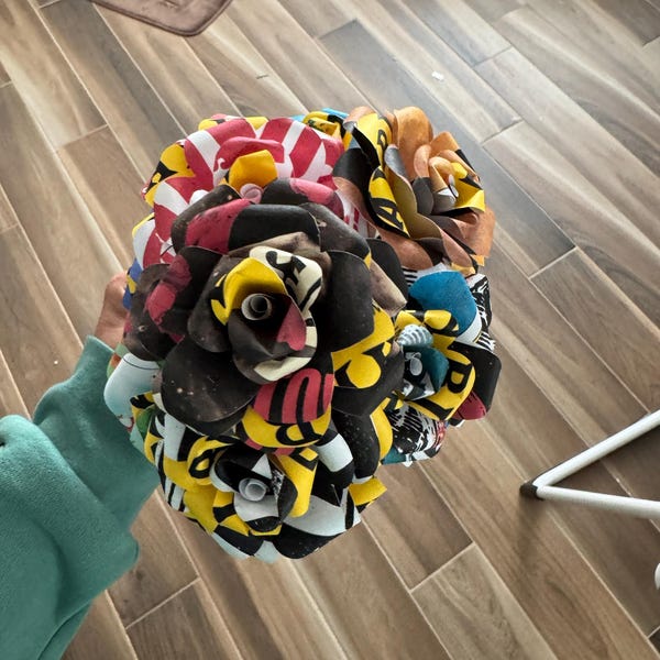Comic Book Flower Bouquet - Marvel DC Superhero Roses - Nerd Roses ...