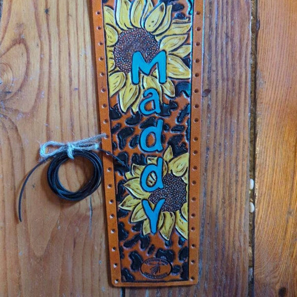Hand Painted Longear Mule Head Leather Keychain, Leather Keychain, Mule ...