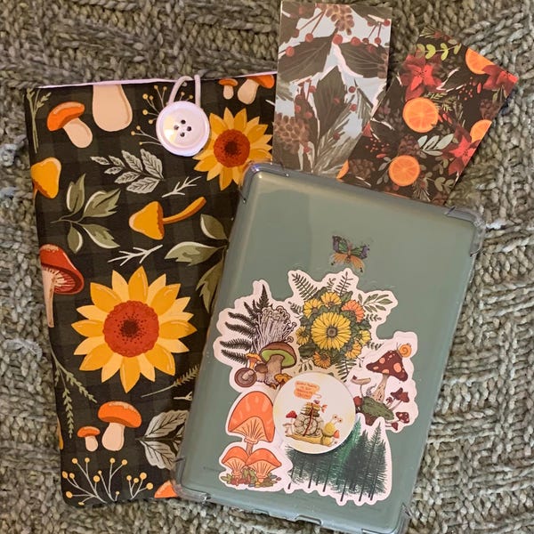 All the Pretty Girls Read Smut Holographic Vinyl Sticker - Etsy