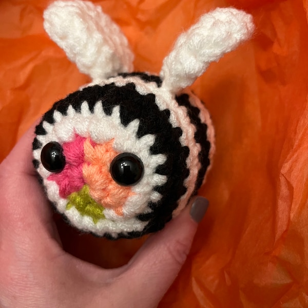 Sush-bee Crochet Pattern | Mini Sushi Bee Amigurumi - Etsy