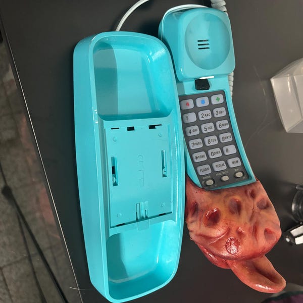 Alien Movie Xenomorph Chest Popper Inspired Bloody Wine Topper - Etsy