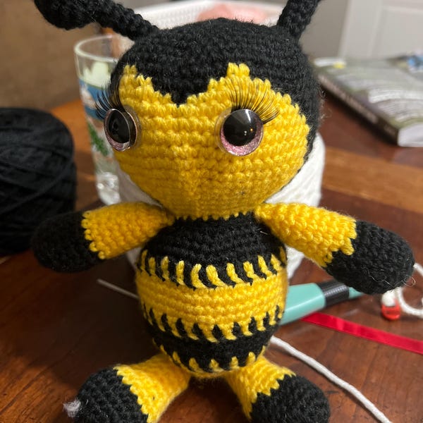 Bumblebee Amigurumi Crochet Pattern - Handcrafted Crochet Bumblebee ...