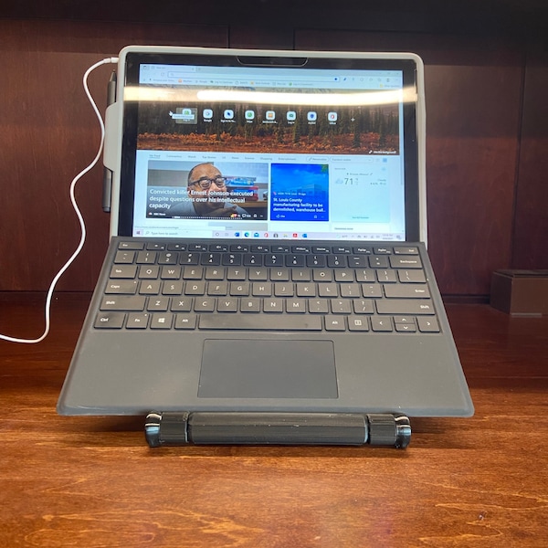 Microsoft Surface Pro Stand: Lift Your Surface With Keyboard Attached ...