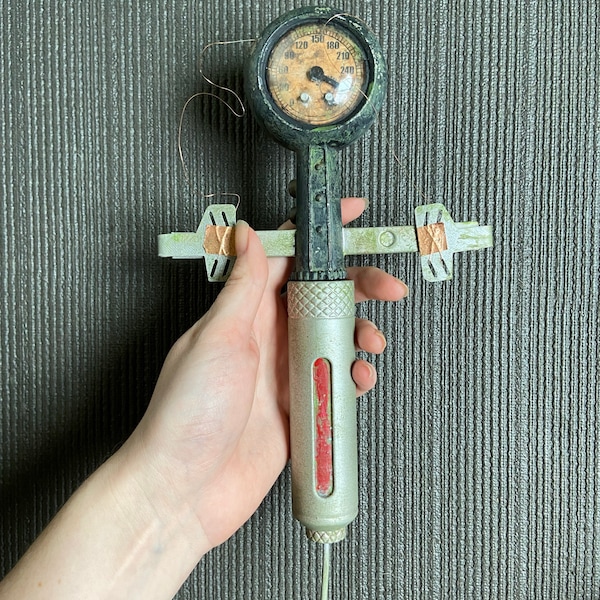 Fallout Inspired Robco Terminal Apple Watch Holder Charging Stand ...