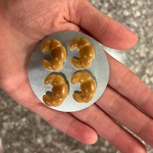 Set of 4, Croissant Shaped Magnets - Baked Goods, French Pastry ...