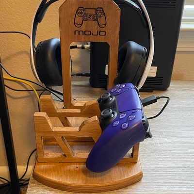 Personalized Wooden Headphone Stand for Boyfriend, Christmas Gifts ...