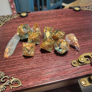 Channel Divinity 7 Piece D&D Dice Set - Etsy