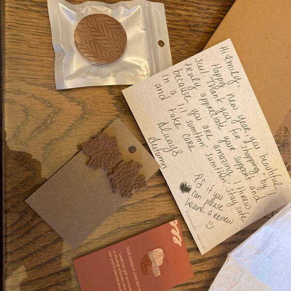 PENCIL MACRAME KEYCHAIN | Teacher Gifts, Boho Accessories, Unique ...