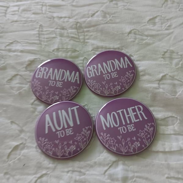 Baby Shower Pin-back Buttons - Mommy to Be Button - Daddy to Be Button ...