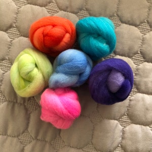 Wooly Buns Roving Fiber Sampler Gold Wool Roving Assortment | Etsy