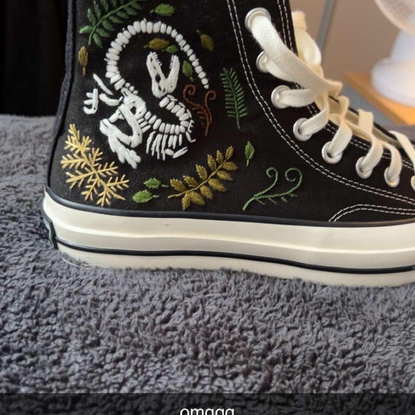 Ray Embroidered Converse, Custom Converse Chuck Taylor 1970s Manta Ray ...