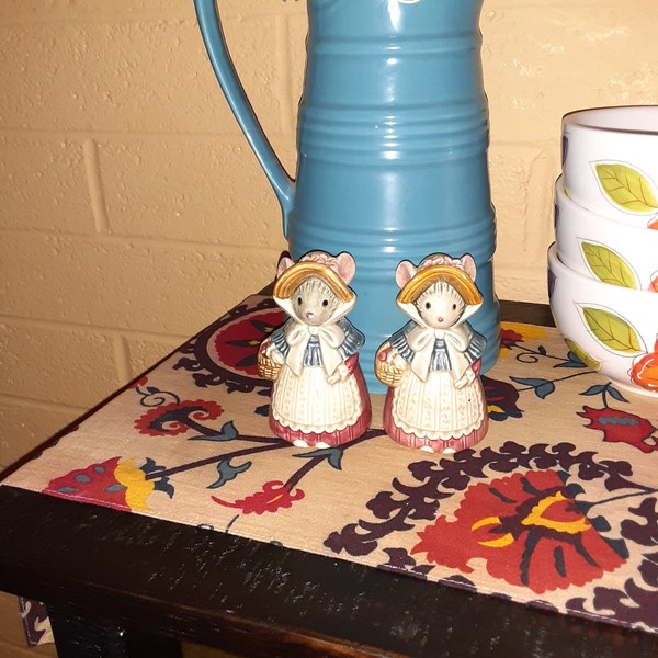 Fiesta Water Pitcher, White Fiesta Tea/water Pitcher, Fiestaware Carafe ...