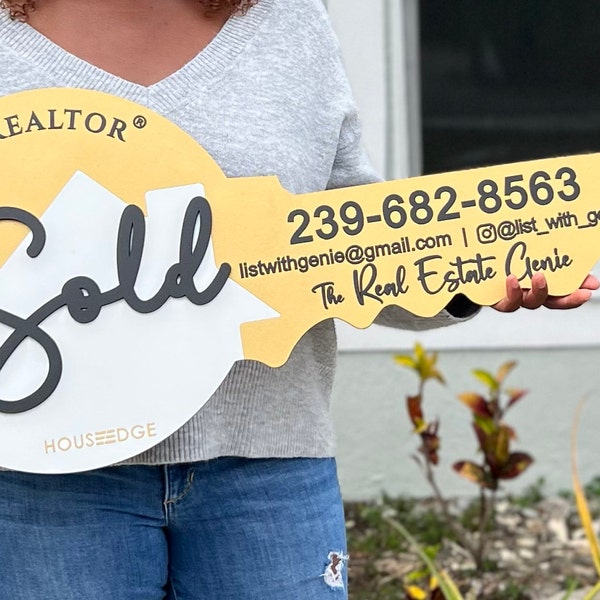 We Got the Keys Gold Key Sign, Realtor Closing Custom, Sold Real Estate ...