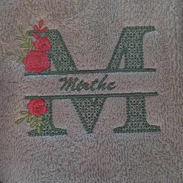 A-Z Split Flower Beautiful Monogram Machine Embroidery Alphabet Motif ...