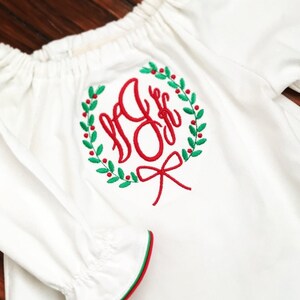 Laurel Berry and Bow Monogram Frame Embroidery Desing File in 2.5 Inch ...