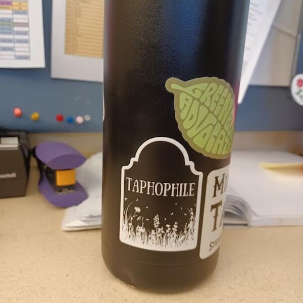 Taphophile Round Vinyl Sticker. Cemetery Lover. Gravestones. Graveyards ...